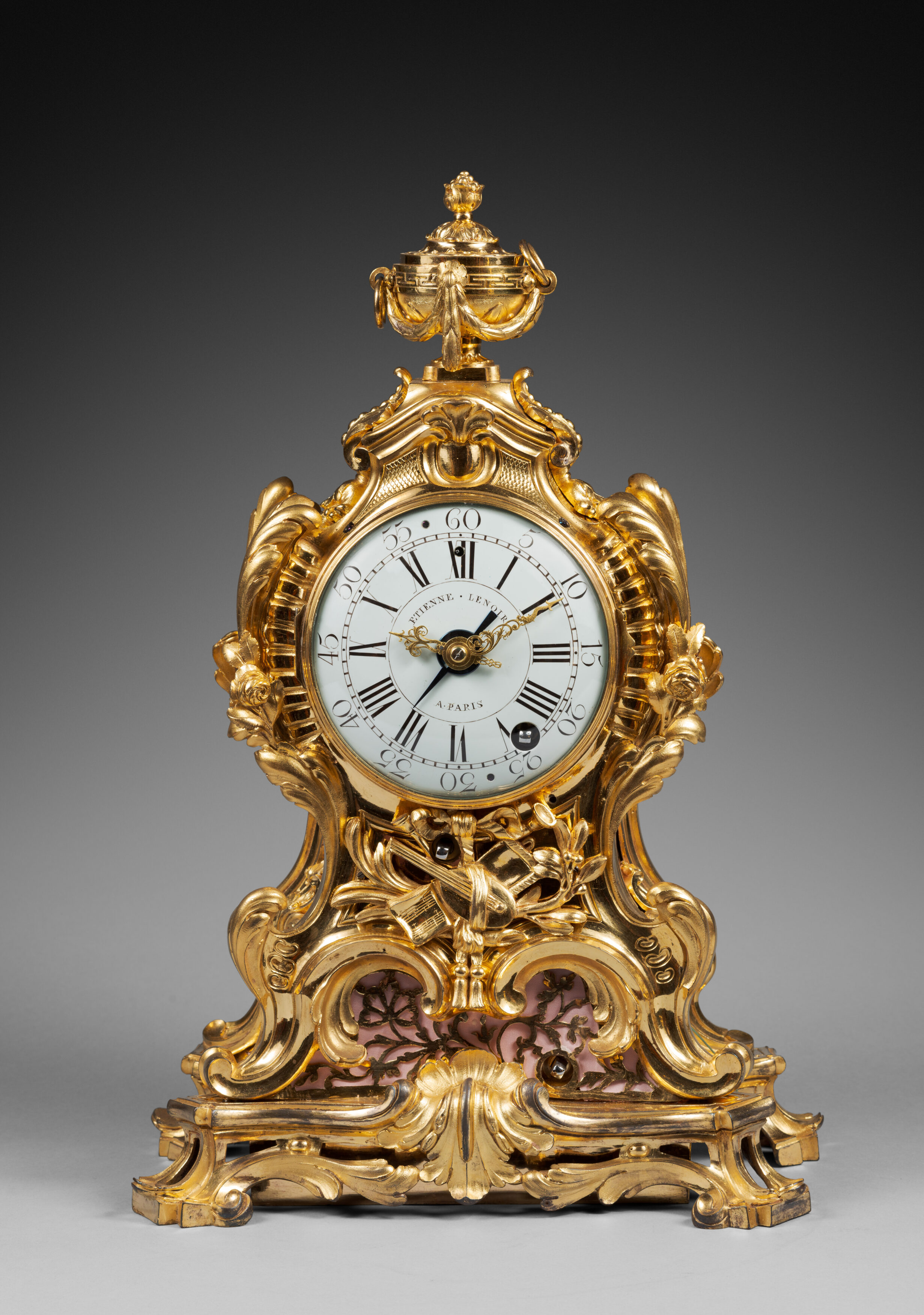 18th Century French Clocks | La Pendulerie Paris